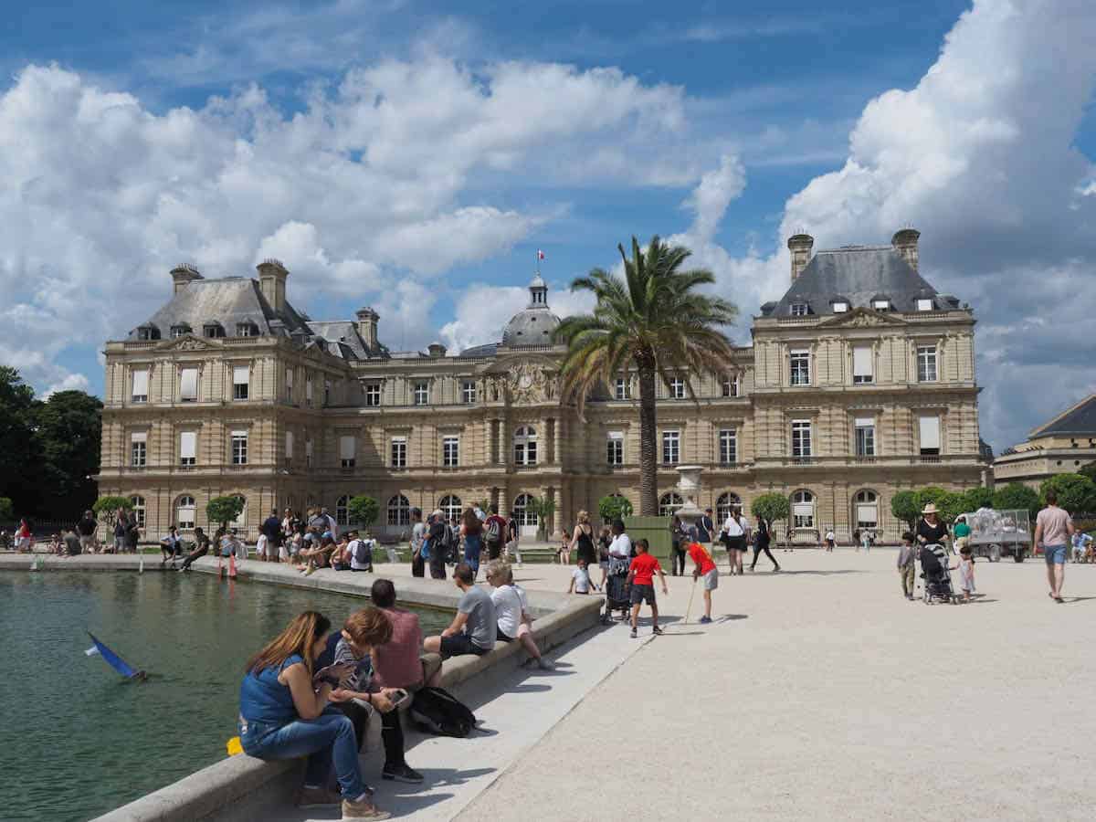 15 Ways The French Way Of Life Can Improve Your Life - France Travel Tips